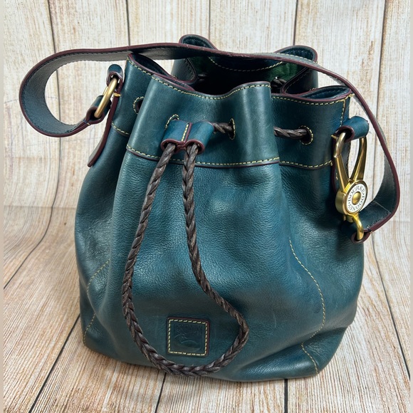 Dooney & Bourke | Bags | Dooney Bourke Florentine Leather Hattie Large ...